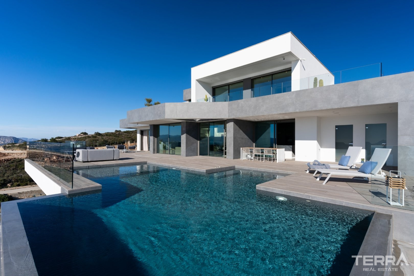 Sea View Villas for Sale in Benitachell, Alicante, Spain - TERRA Real ...